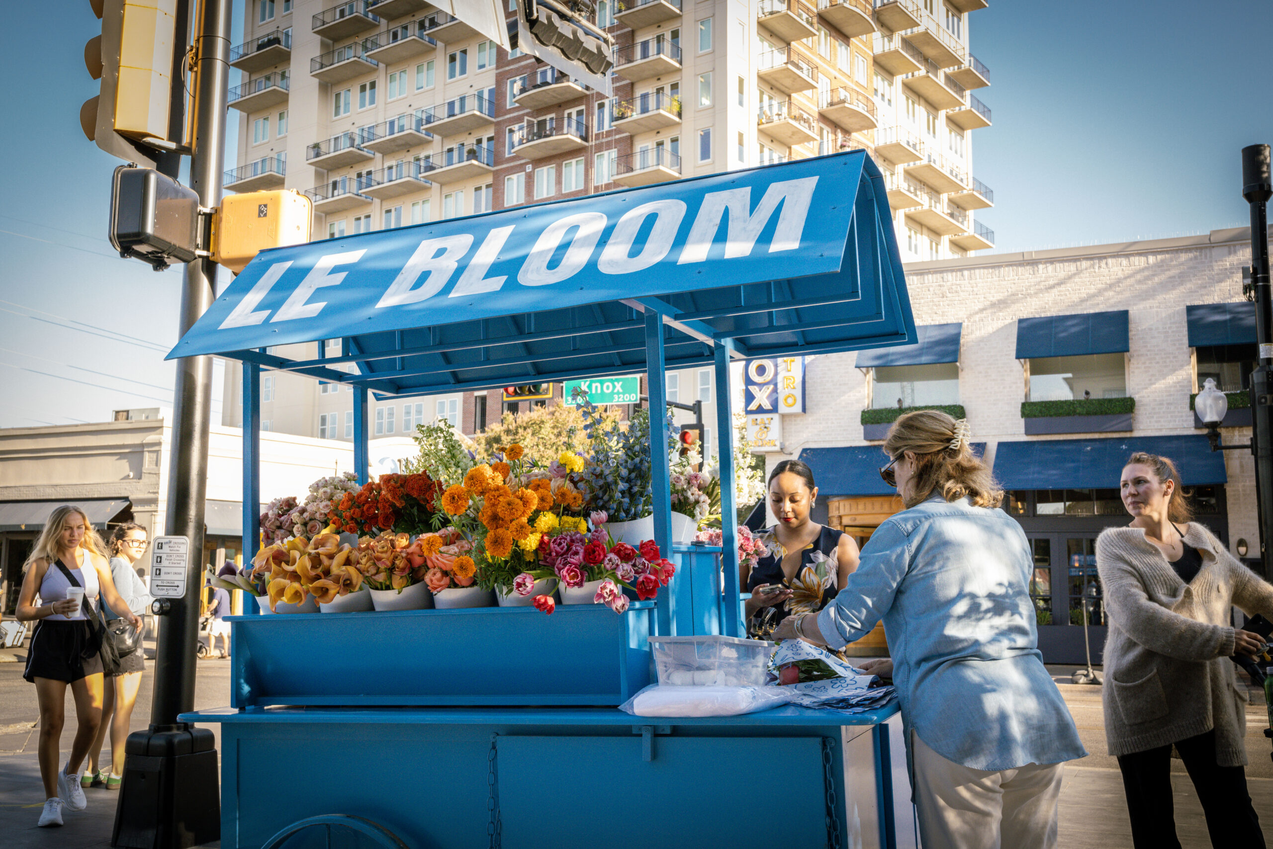 Le Bloom's Fall Floral Market at Knox Street